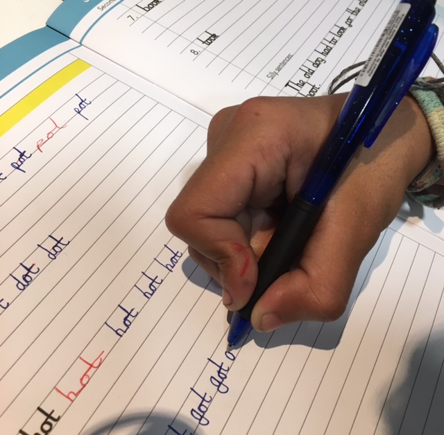 The 7 Crucial Factors for Improving Handwriting